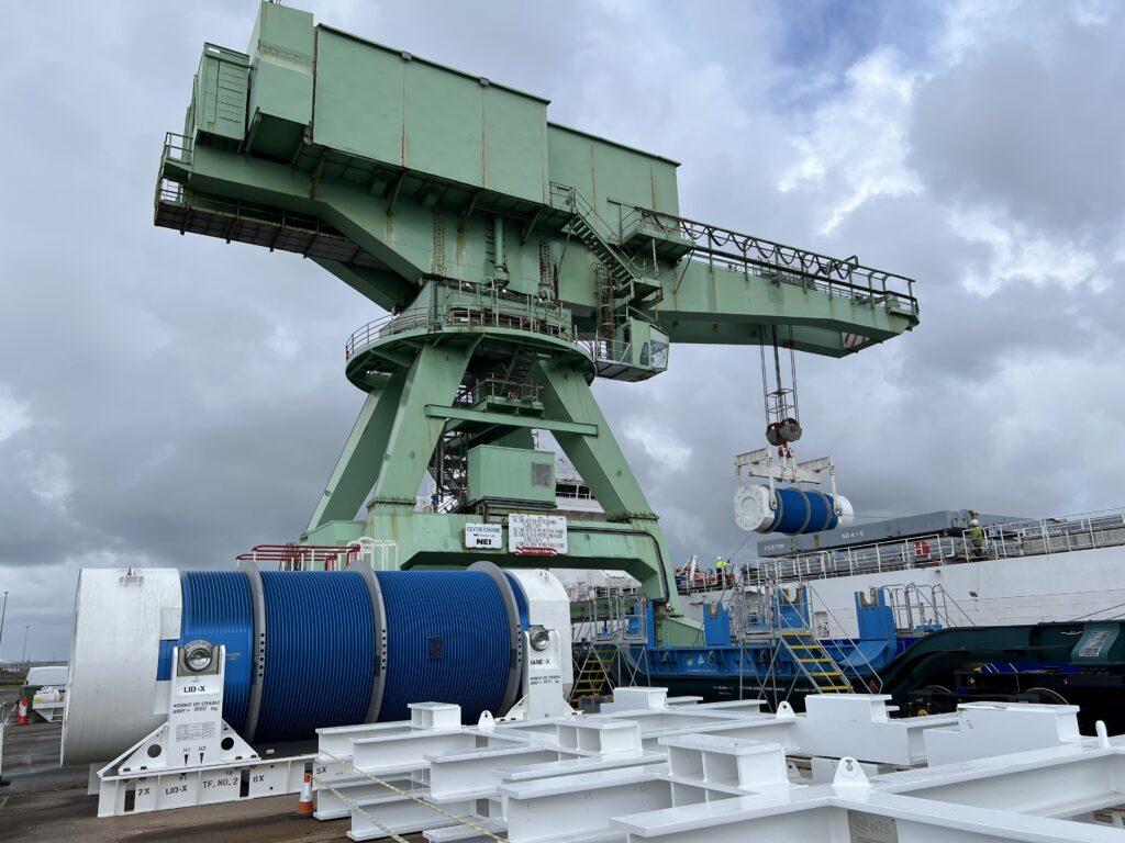 Third and final shipment of vitrified waste from the UK to Germany ...